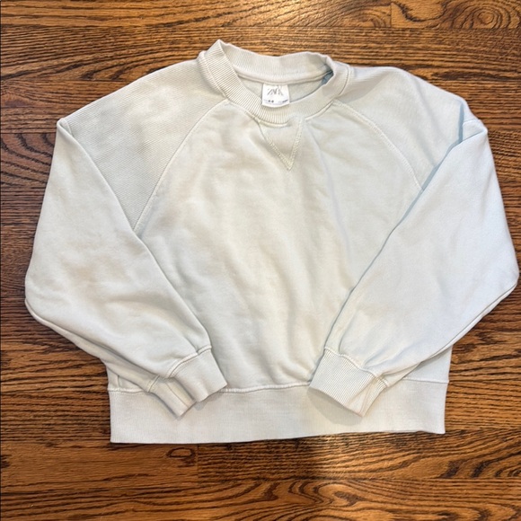 Zara | Shirts & Tops | Zara Crew Neck Sweater With Relaxed Fit Light ...